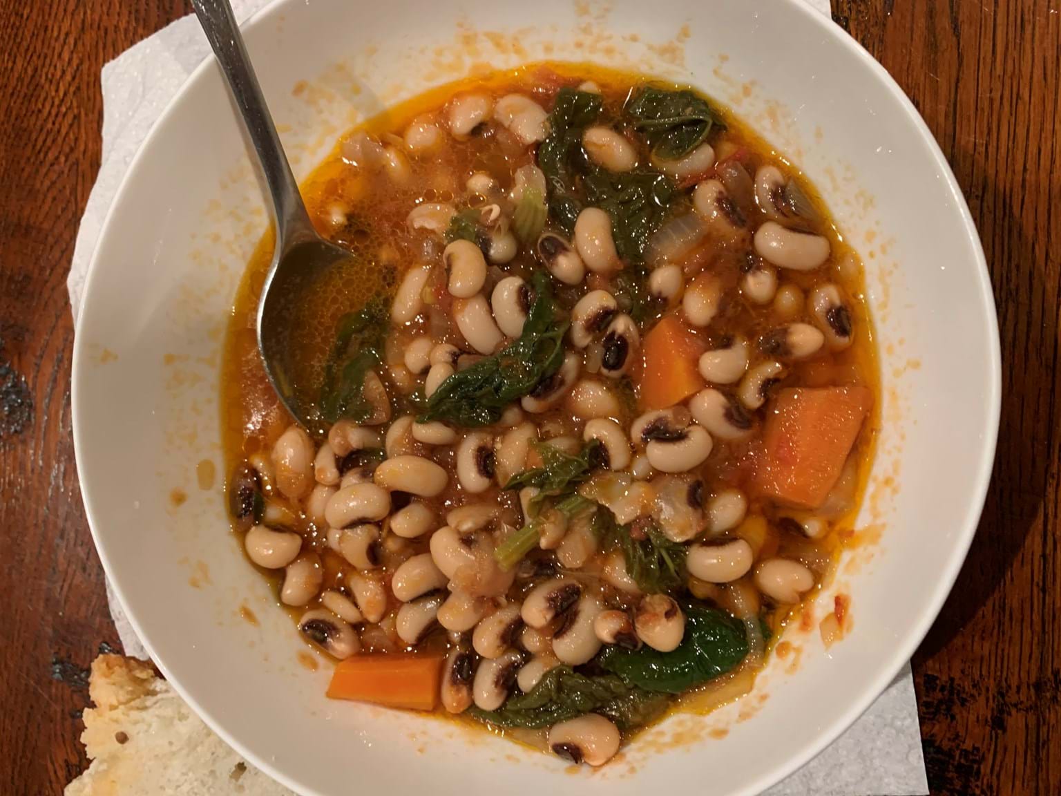 Louvi - black eye beans